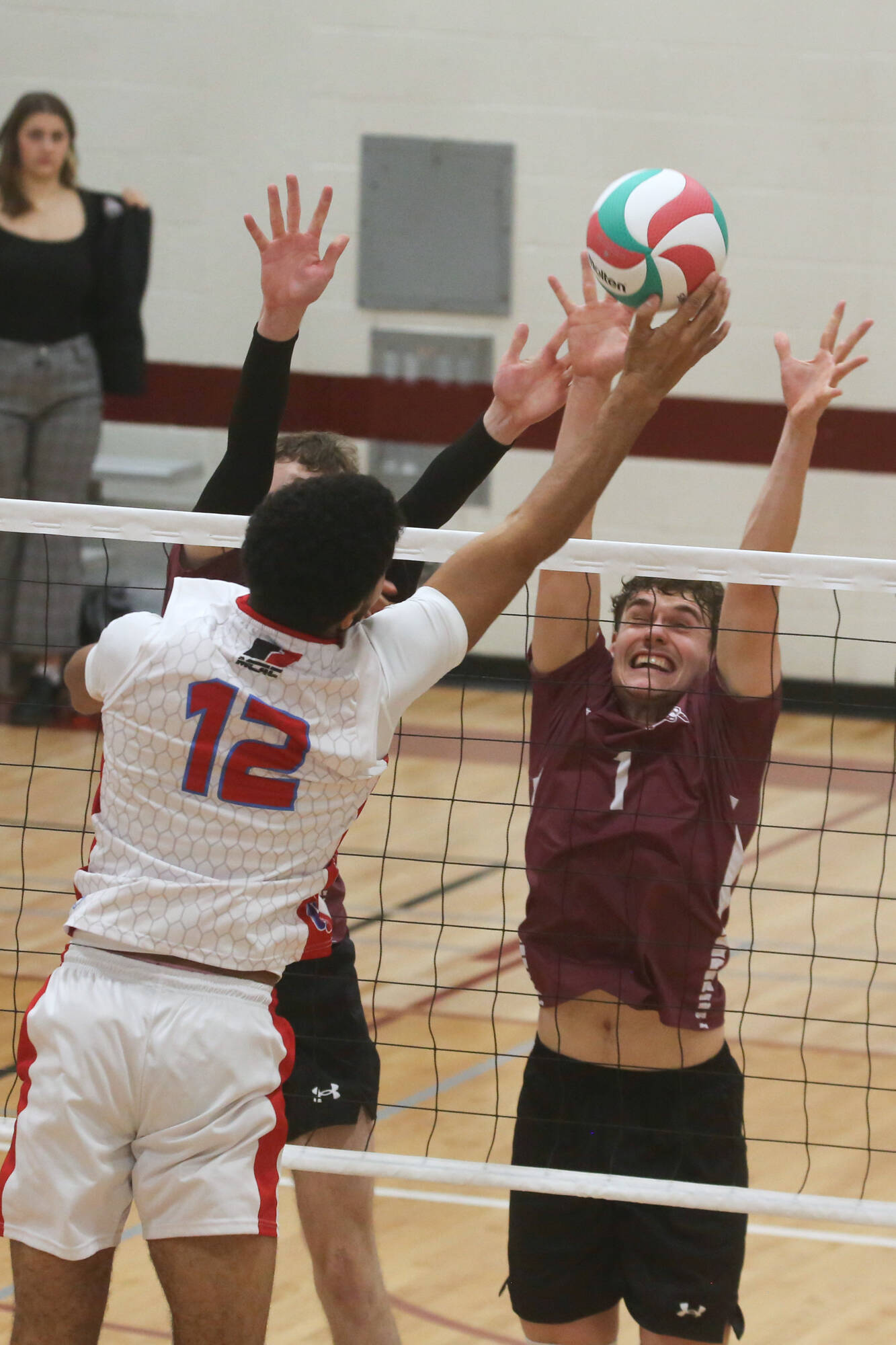 Assiniboine sweeps St. Boniface in volleyball home openers – Brandon Sun