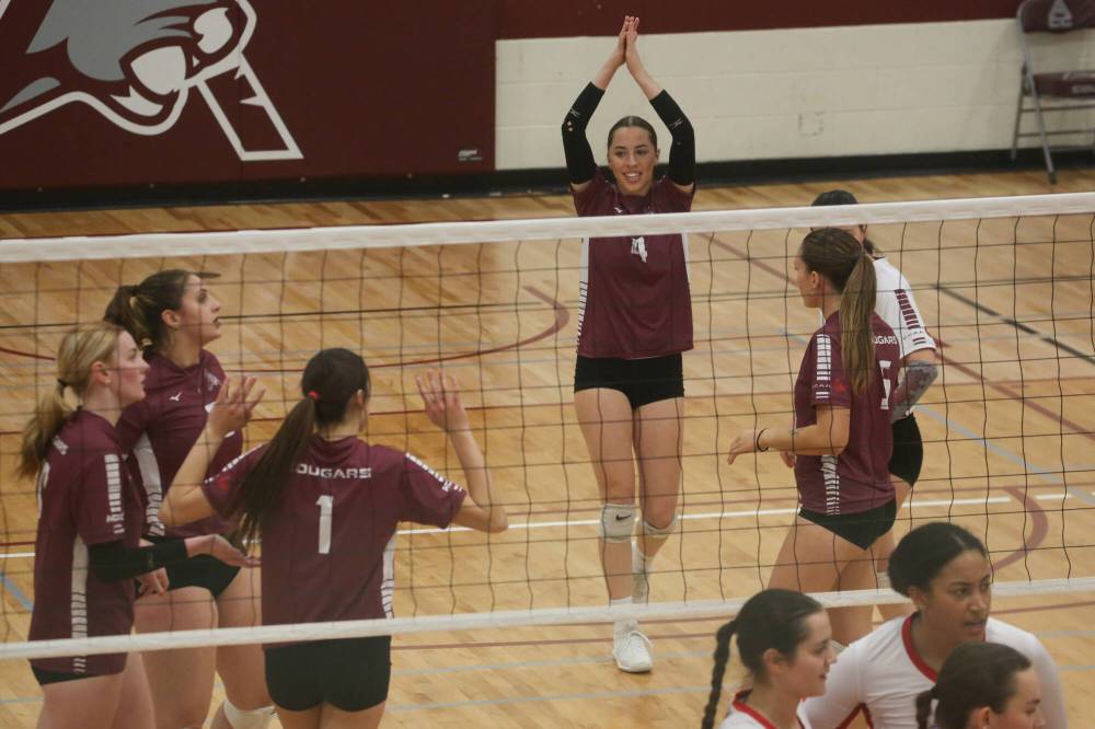 Assiniboine sweeps St. Boniface in volleyball home openers – Brandon Sun