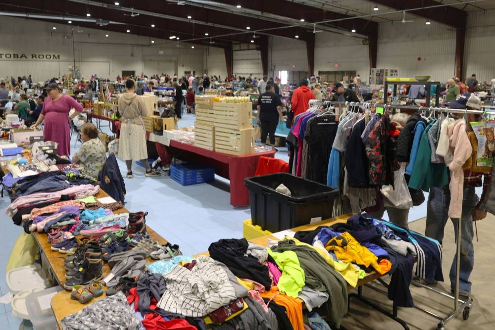 140 vendors lined up for spring garage sale – Brandon Sun