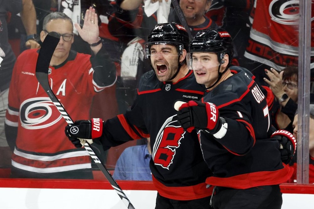 Martinook, Andersen help Hurricanes push past Devils 3-1 for 2-0 lead ...