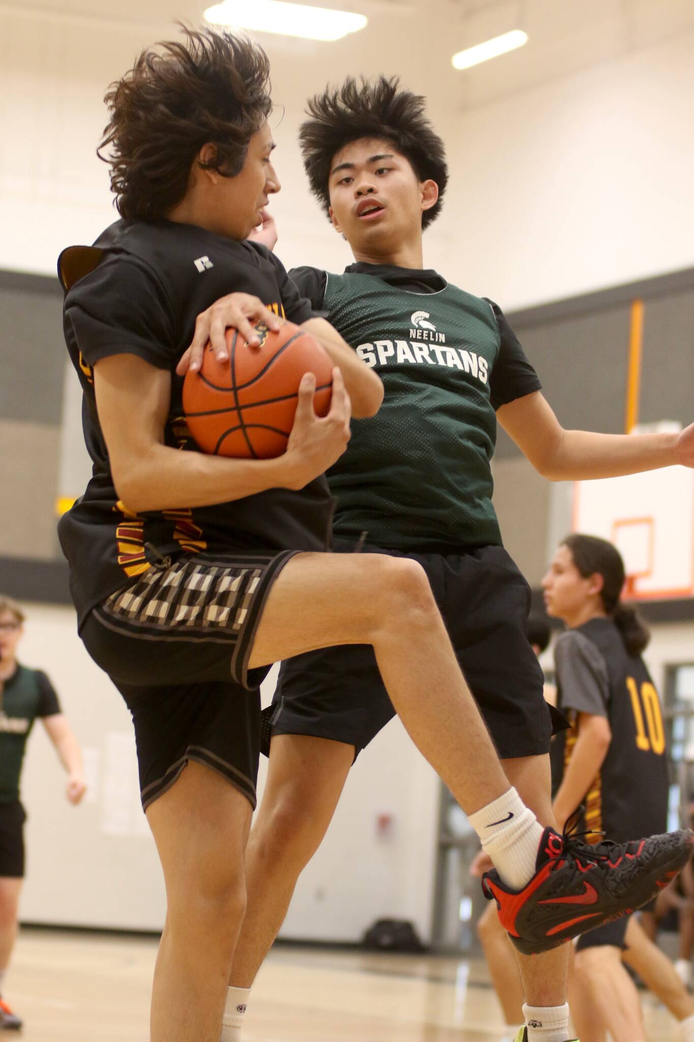 Philpott leads Beez Kneez to win – Brandon Sun