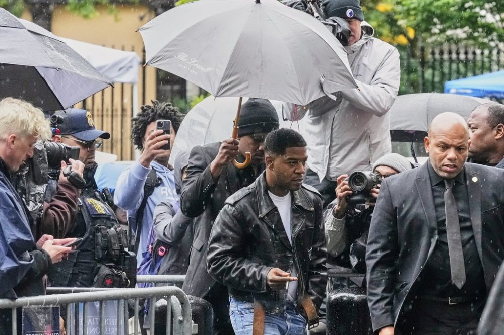 Rapper Kid Cudi says his car was set on fire weeks after Sean ‘Diddy ...