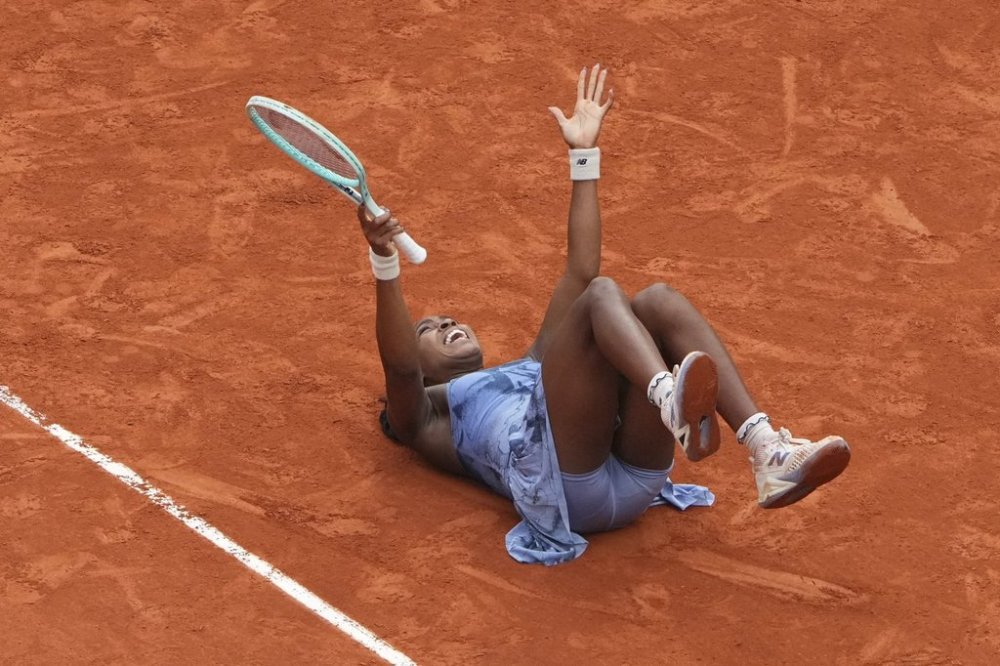 Coco Gauff defeats top-ranked Aryna Sabalenka in 3 sets to win her ...