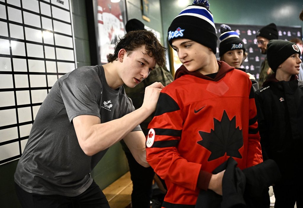 Grief, loss changed mindset of top NHL draft prospect Matthew Schaefer ...