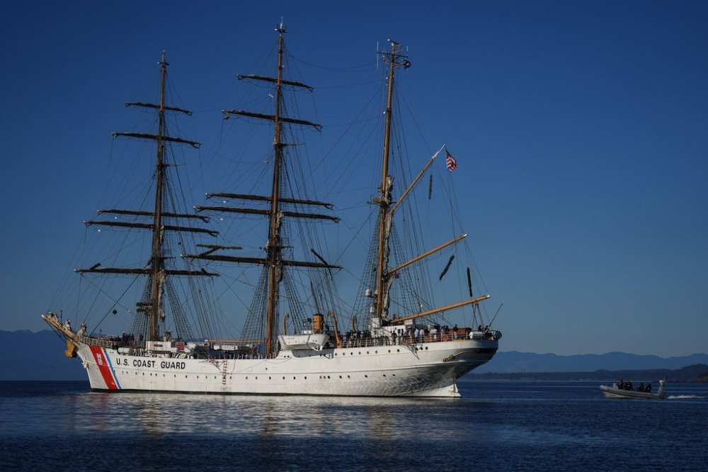 U.S. Coast Guard tall ship once part of Hitler’s navy sails into ...