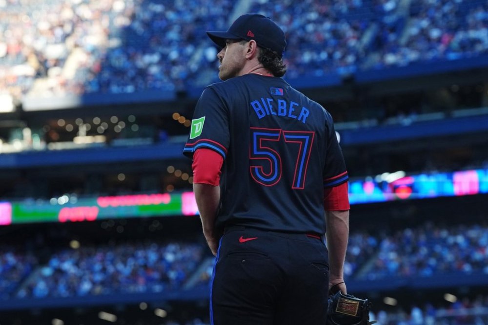 Shane Bieber loves Rogers Centre atmosphere in Toronto debut despite taking loss – Brandon Sun