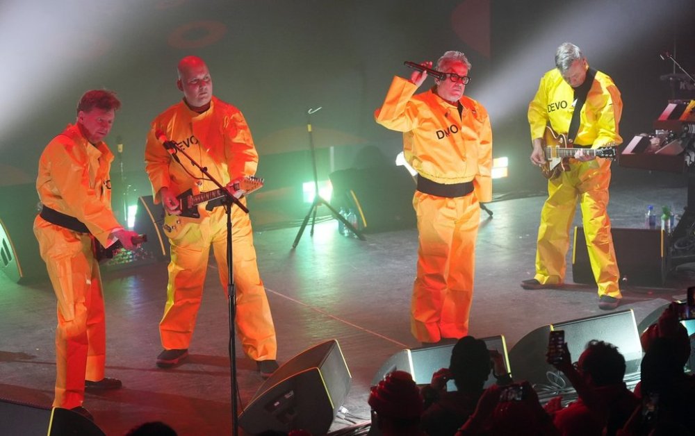 The story behind Devo’s ‘Whip It’ and their misunderstood legacy ...
