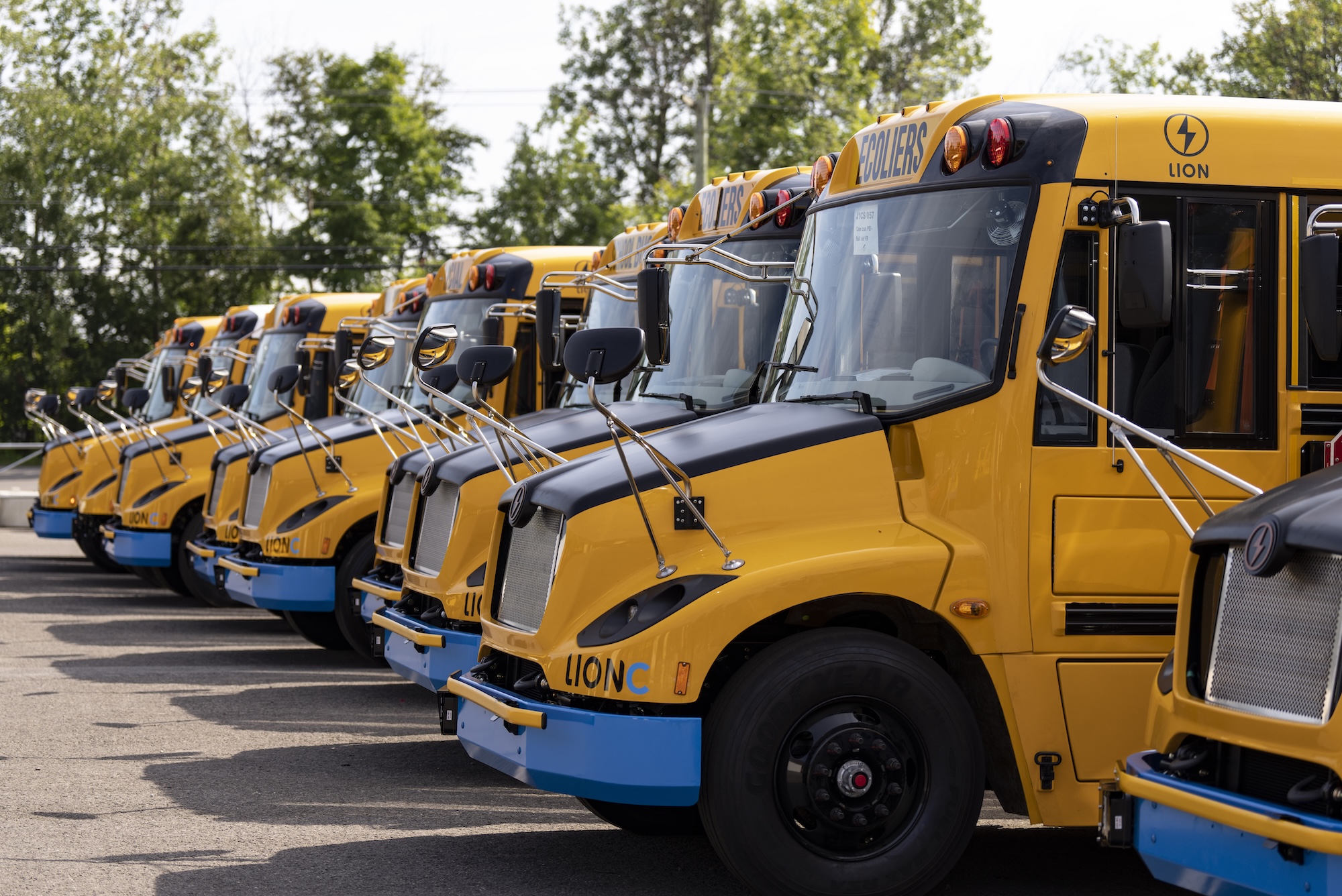 School bus fire: Quebec pulls all 1,200 Lion electric buses off roads ...