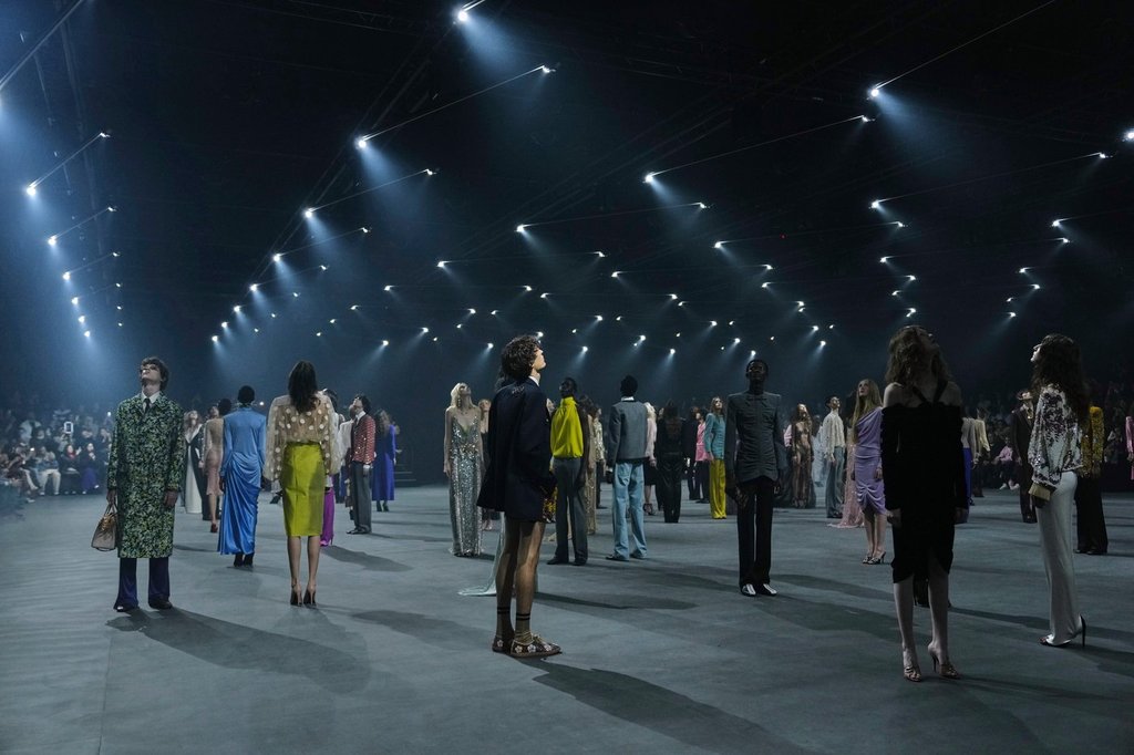 Alessandro Michele’s Valentino collection puts 70s silhouettes in the ...