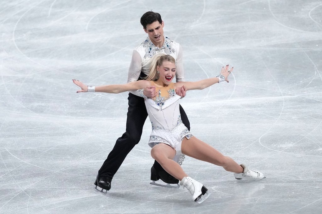 Canadian ice dancers Gilles and Poirier sit third at Grand Prix Final ...