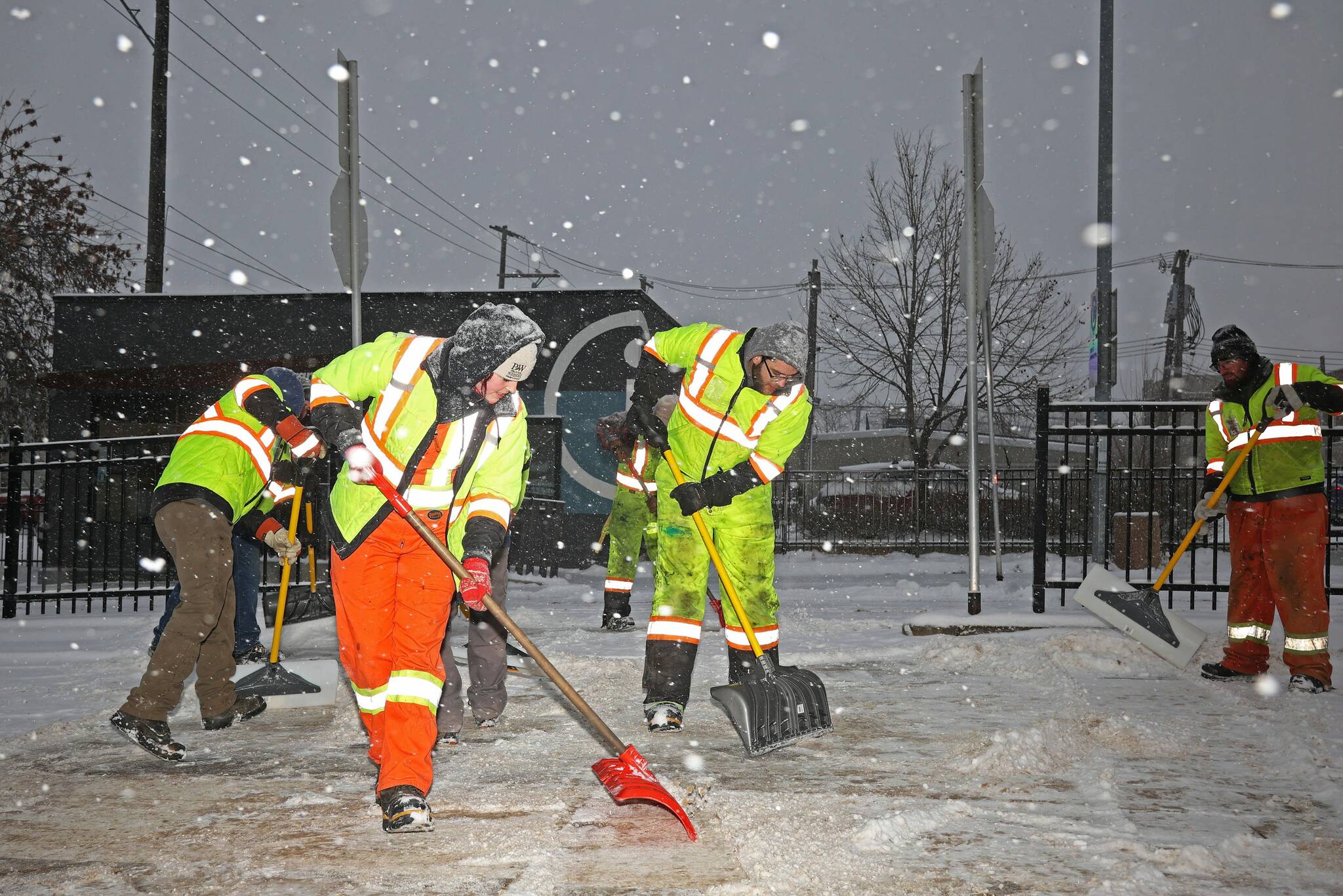 City digs out from blast of snow – Brandon Sun