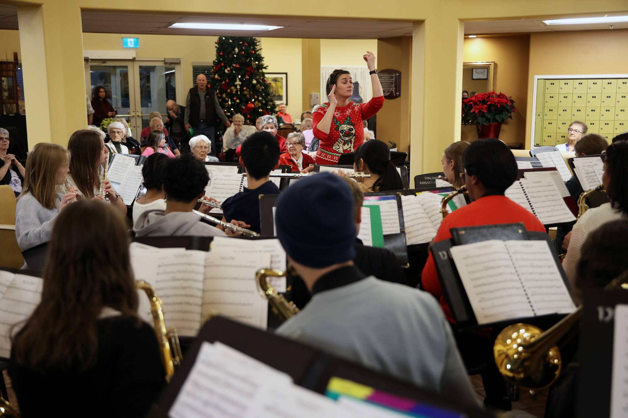Brandon students spread a little musical cheer – Brandon Sun