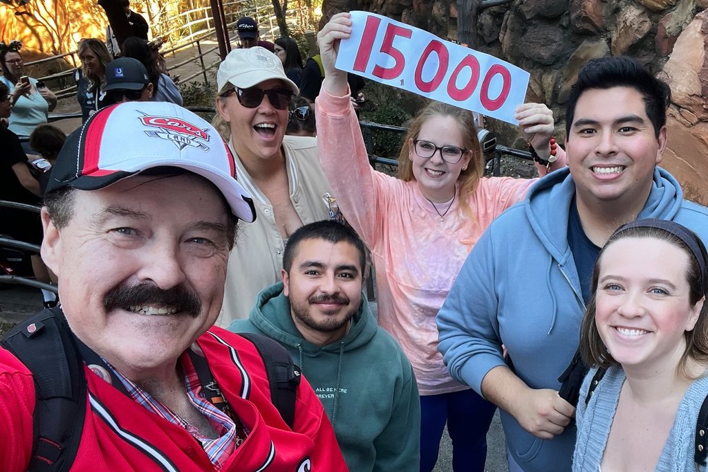 California man marks his 15,000th spin on Disneyland’s ‘Cars’ ride ...
