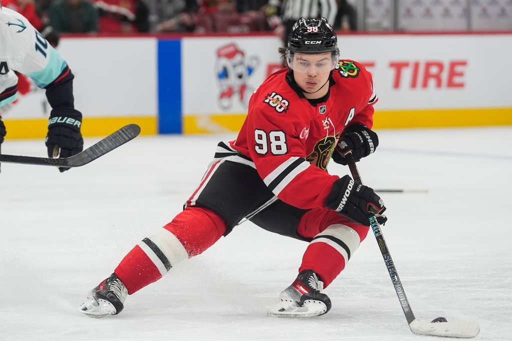 Blackhawks center Connor Bedard set to return from shoulder injury ...