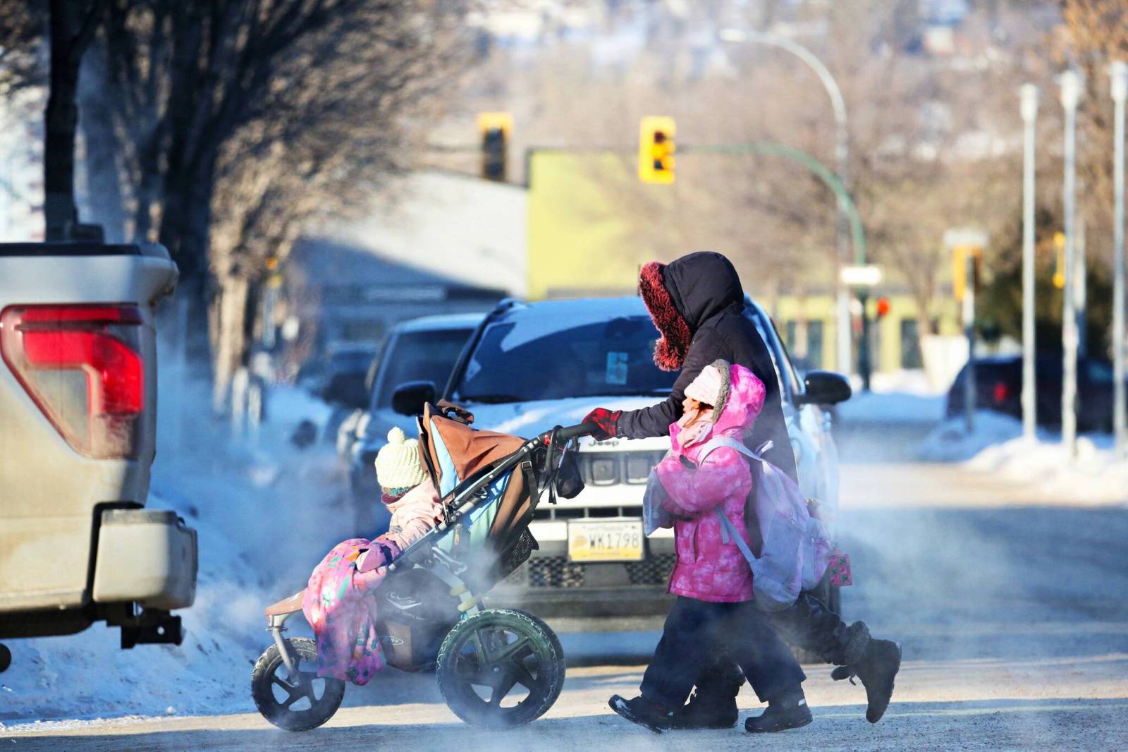 Warming place set up to escape the cold – Brandon Sun