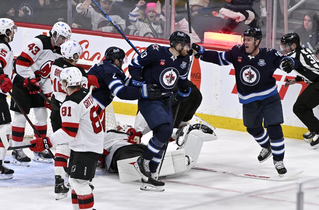 Jets down Devils 4-3 to postback-to-back wins for first time since mid ...