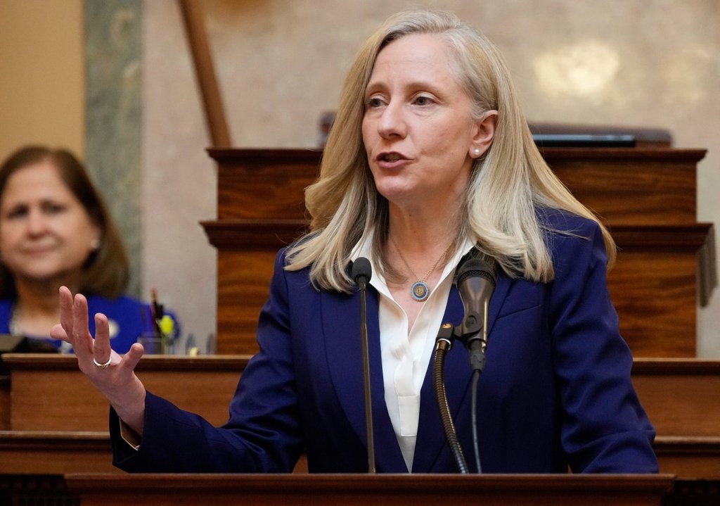 Virginia Gov. Abigail Spanberger to give Democratic response to Trump’s ...
