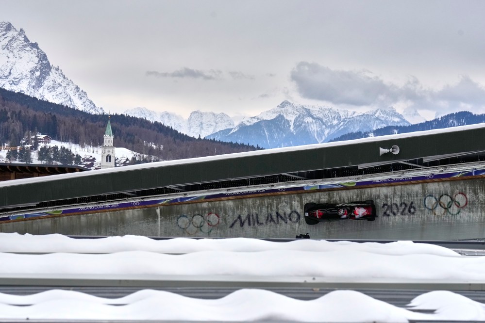 The Shaq of the bobsled track makes his Olympic debut for Canada ...