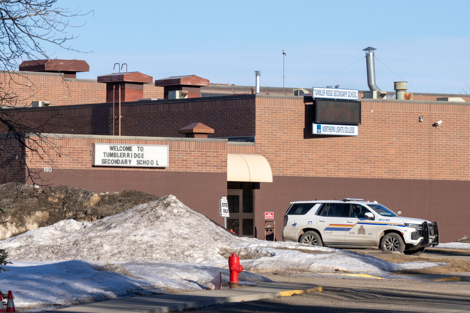 CP NewsAlert: Tumbler Ridge school, site of shooting, to be torn down ...