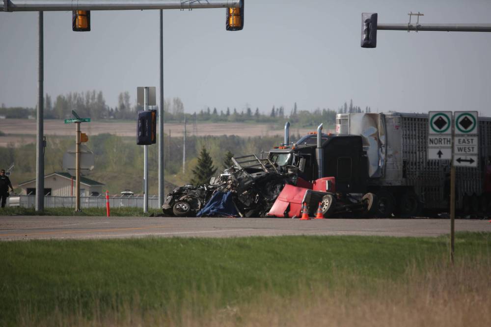 Semi driver charged in fatal collision – Brandon Sun
