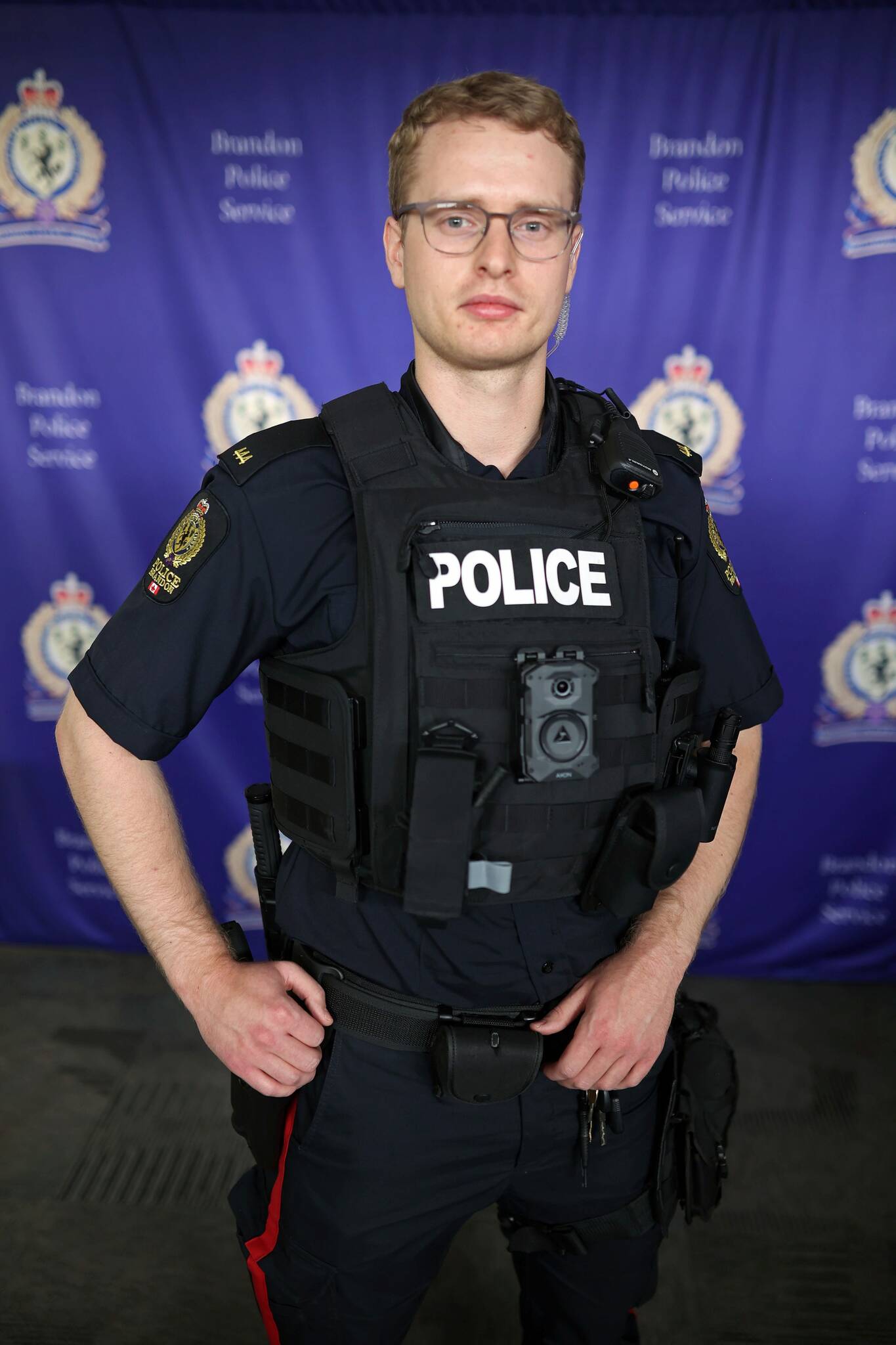 Brandon police roll out first 12 body cams – Brandon Sun