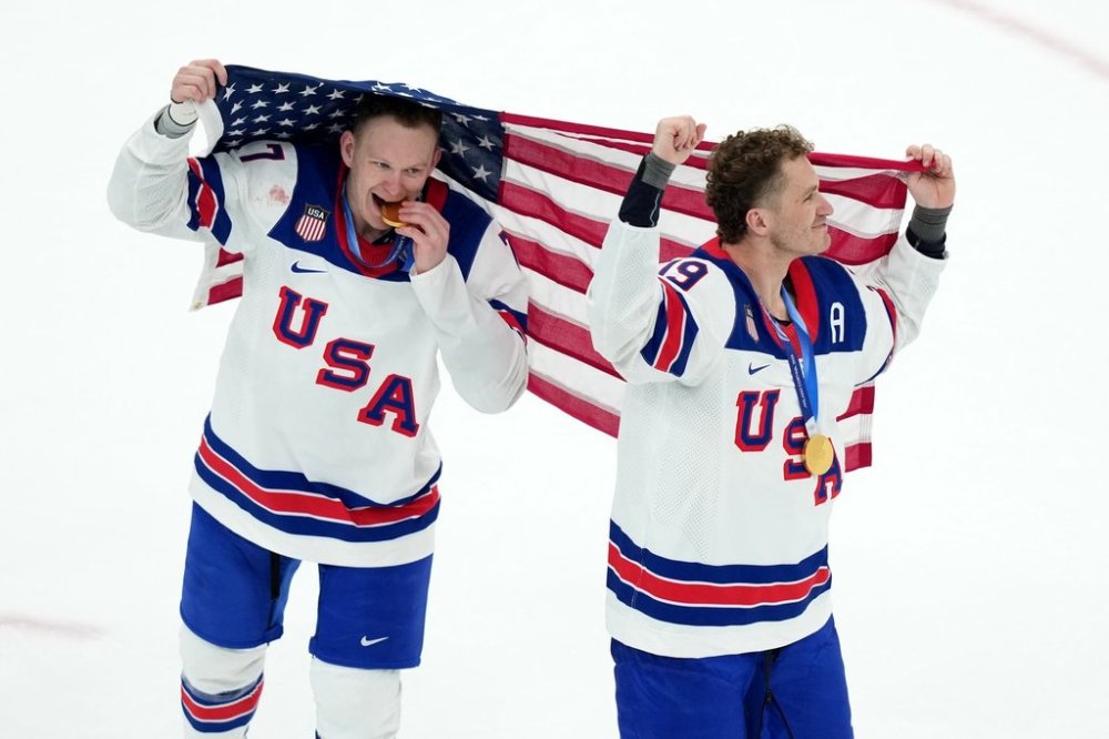 Oh, brother! Brady Tkachuk gets traded to Florida, joins Matthew ...