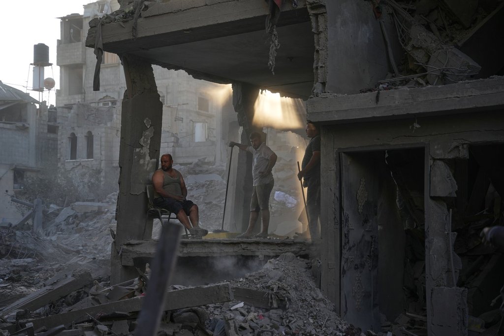 Palestinian death toll in Gaza tops 73,000 as Israel launches strikes ...